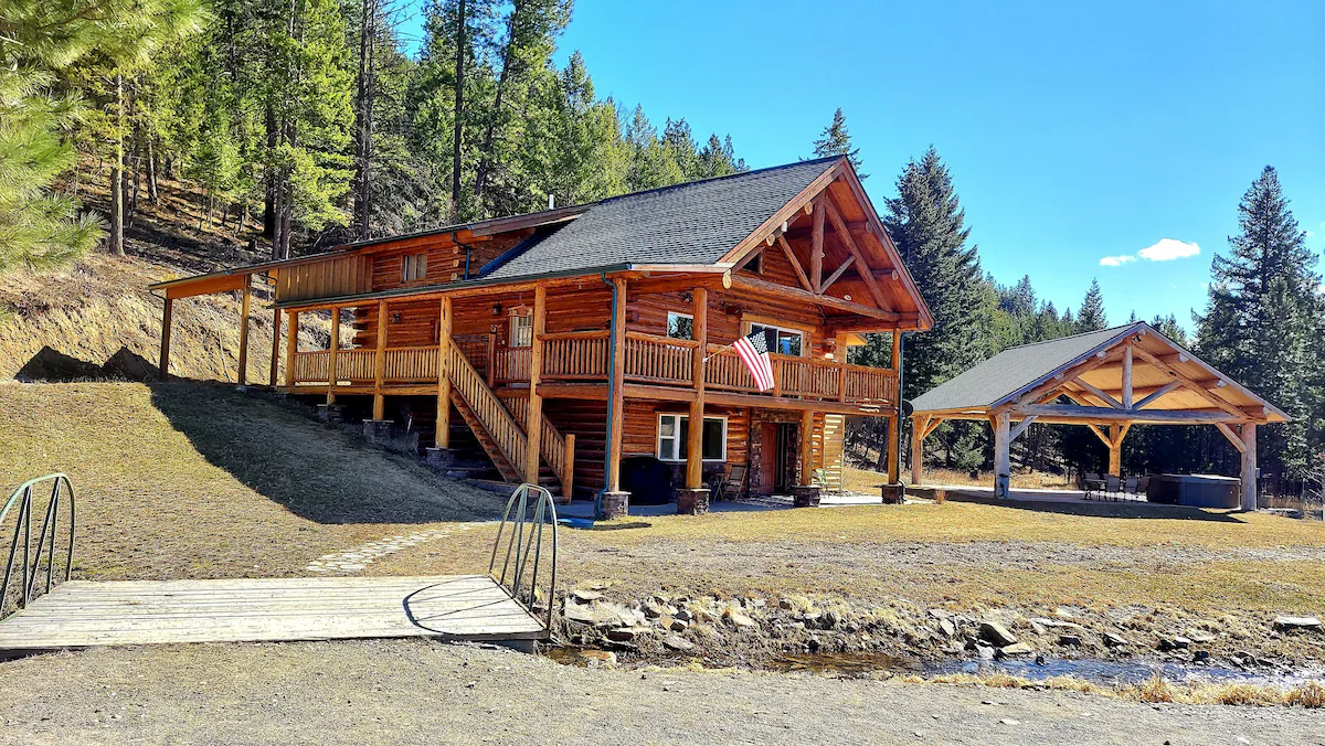 The Legacy Lodge - Visit Libby